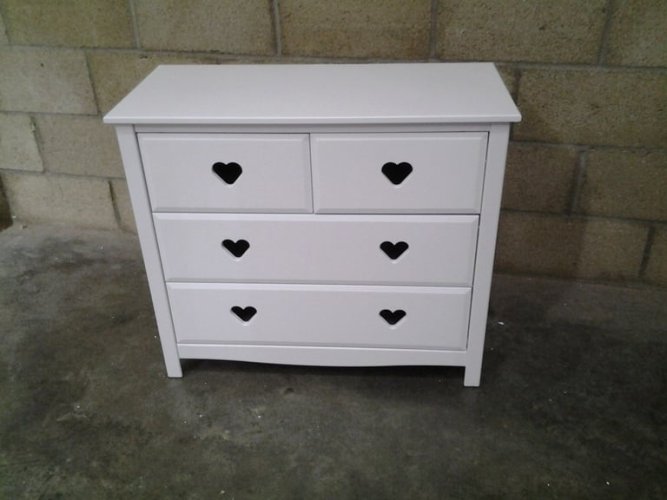EX DISPLAY Bargain White Heart design Chest drawers 2 2 Can deliver ...